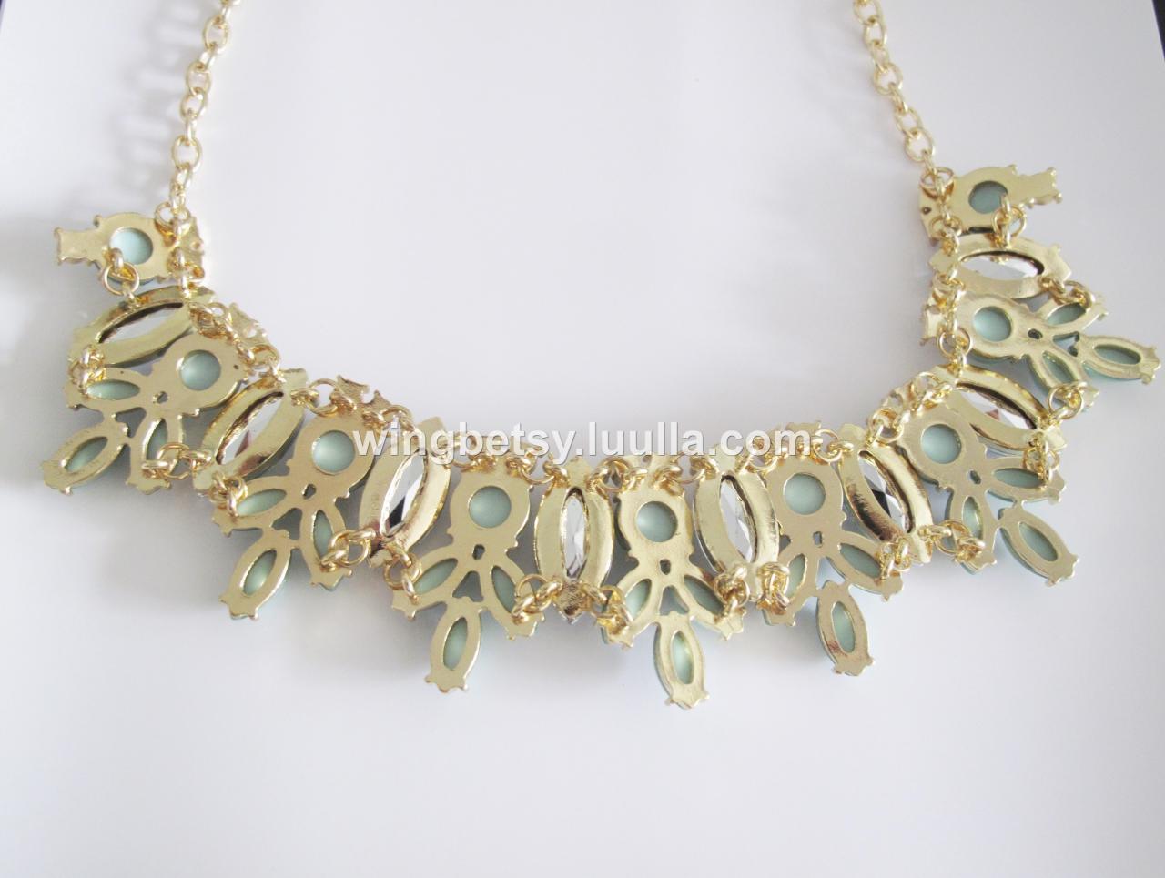 Leaf-shaped Diamond Pendant Female Necklace on Luulla