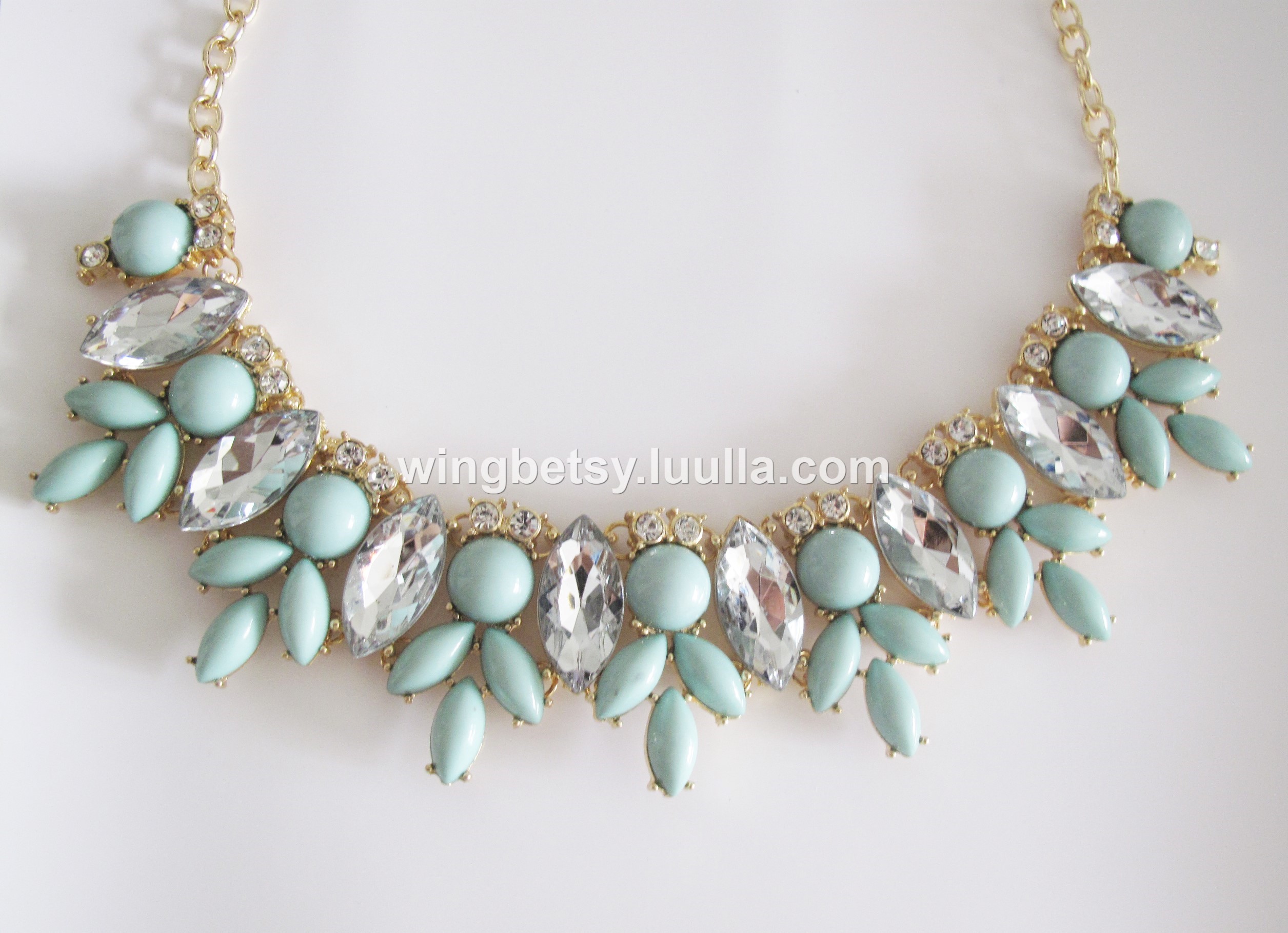 Leaf-shaped Diamond Pendant Female Necklace on Luulla