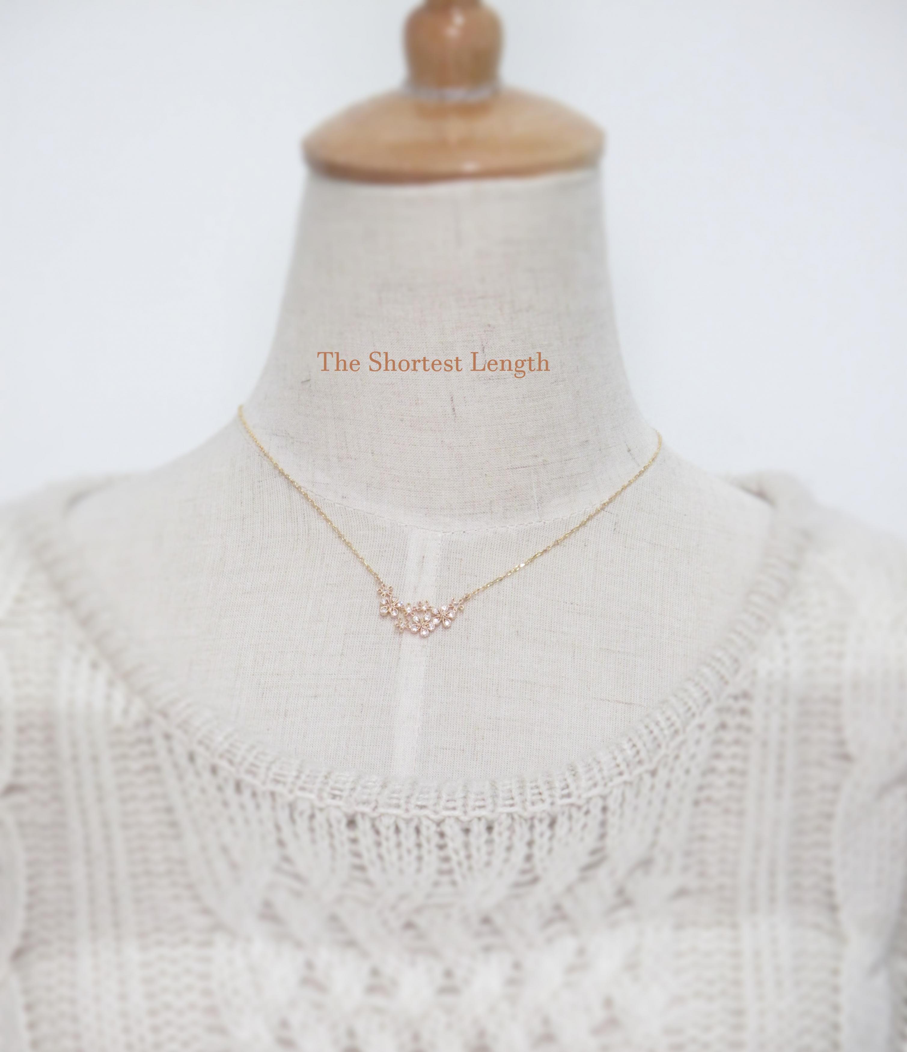 Eight Golden Flowers Inlay Aaa Zircon Floral Hang Necklace , Everyday ...